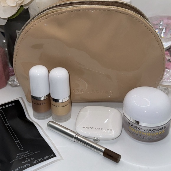 Marc Jacobs | Makeup | 6 Marc Jacobs Beauty Bundle | Poshmark